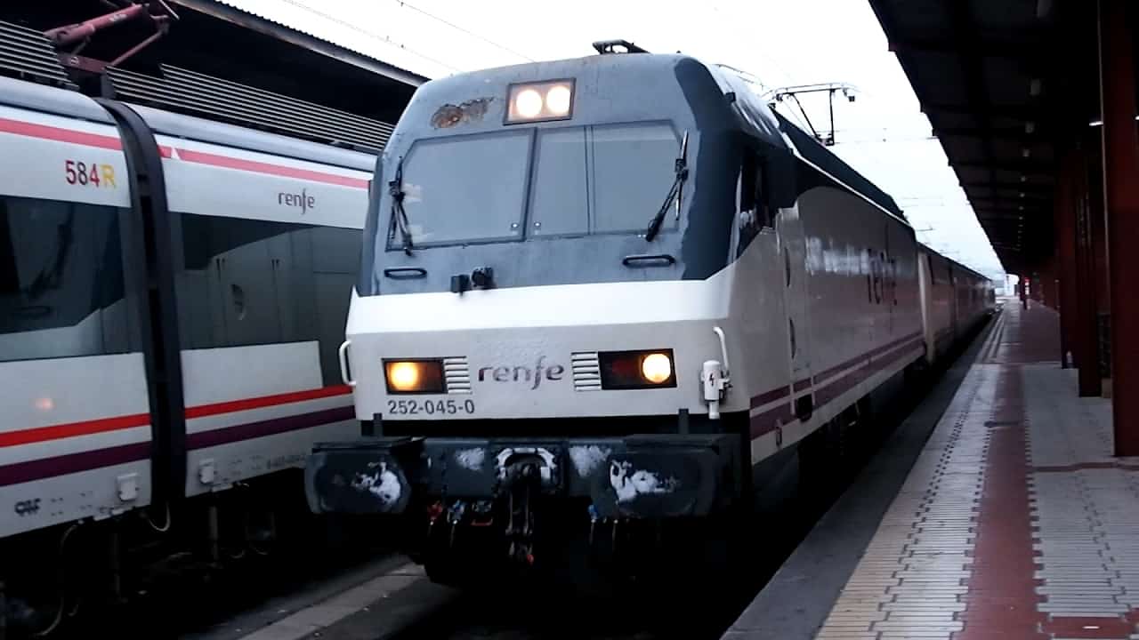 Trenhotel Lusitania, viaja a Portugal