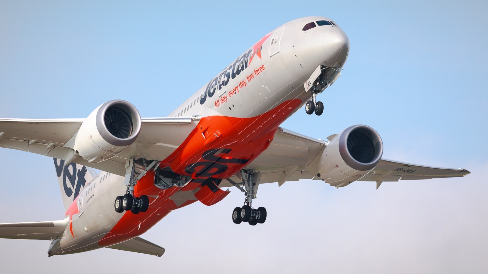 Cómo modificar el nombre y vender tu vuelo con Jetstar