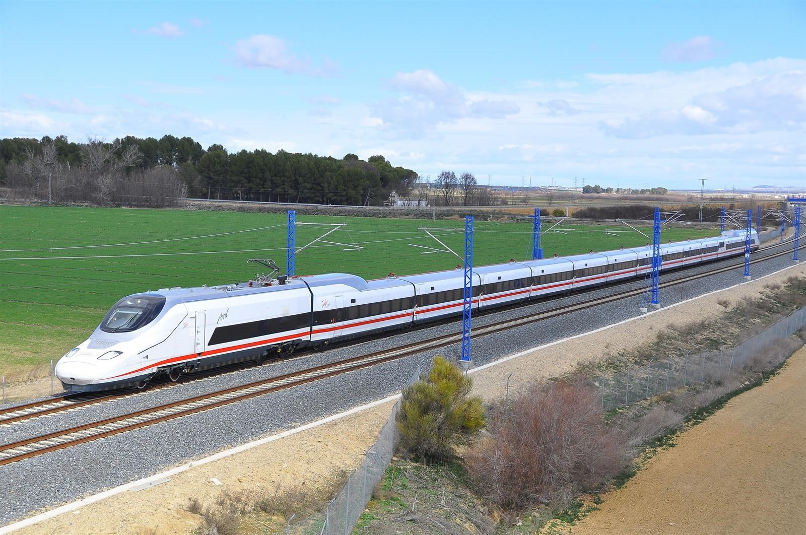 Líneas de trenes AVE con competencia privada en 2020